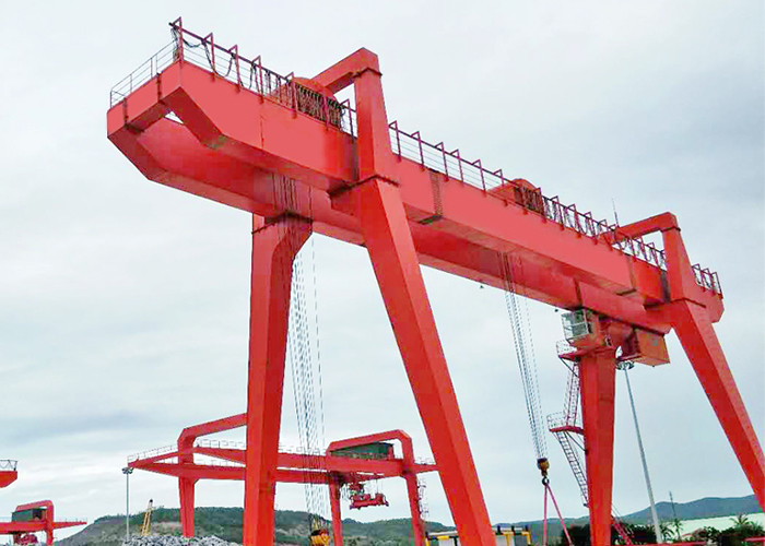 Double Beam Steel Frame Rail Track Gantry Crane On Wheels IP54 ...