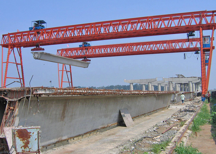 Customized Color Launcher Gantry Lifting Equipment With 6 M/Min Cross Speed